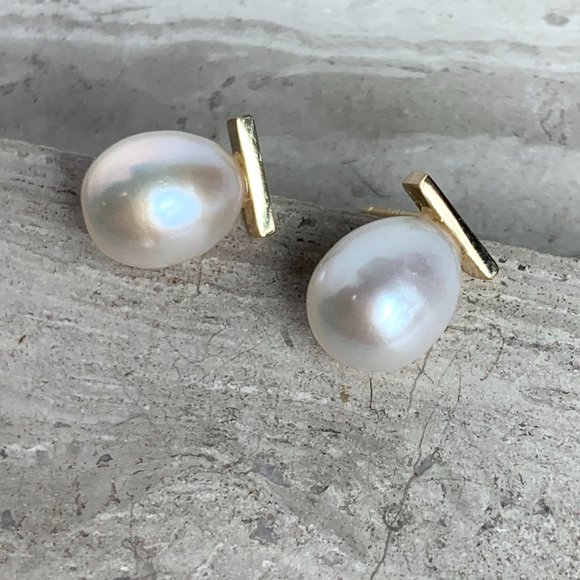 Anthropologie | Jewelry | New Anthropologie Shashi White Pearl Baby Giselle Stud Earrings | Poshmark